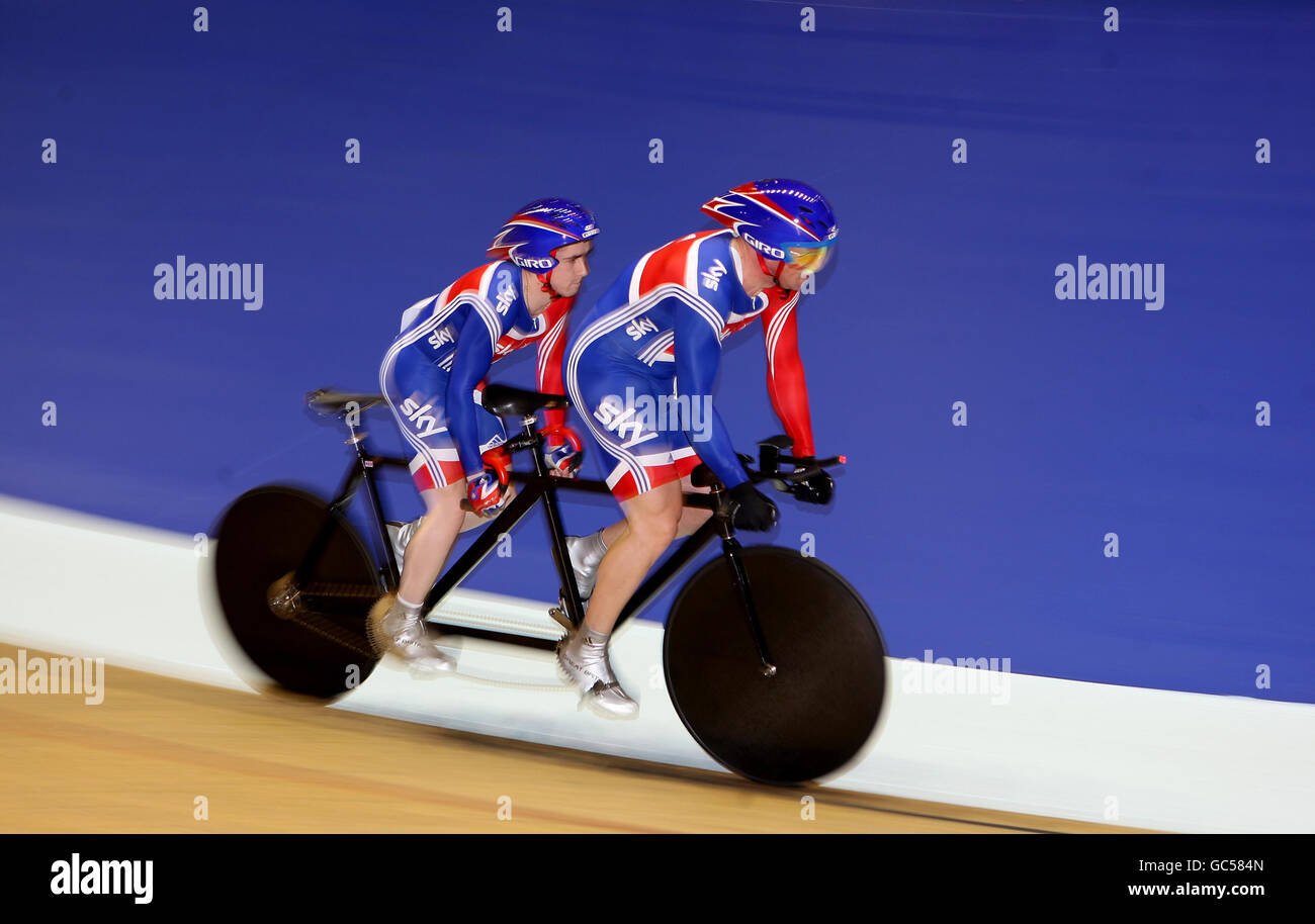 Great Britain's Neil Fachie and Richard Storey win the Men's B & VI ...