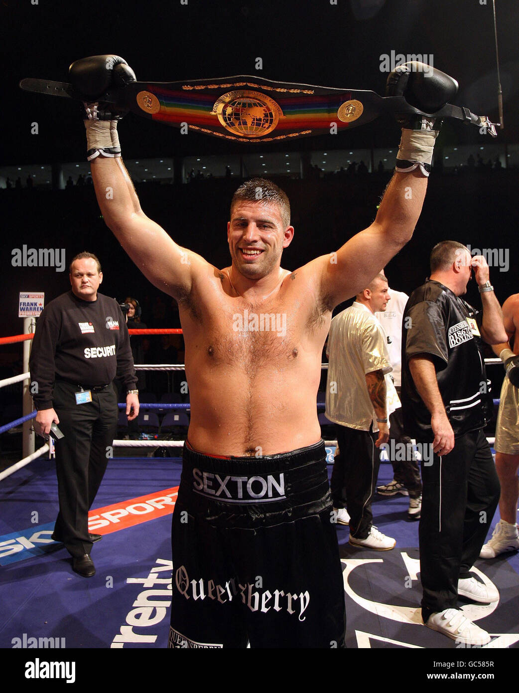 England's Sam Sexton celebrates with the belt after beating Ireland's ...