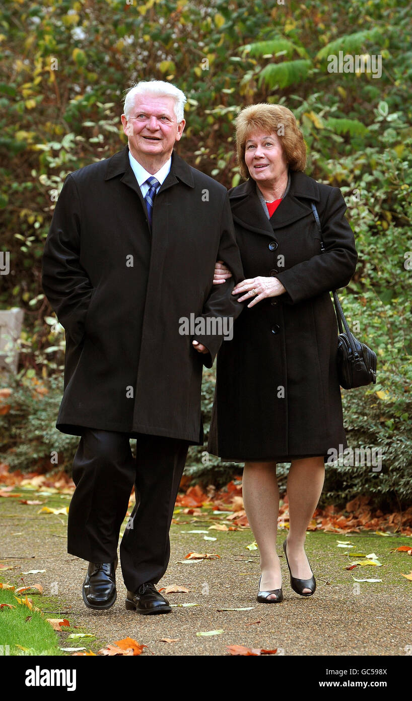 Deacon walk hi-res stock photography and images - Alamy