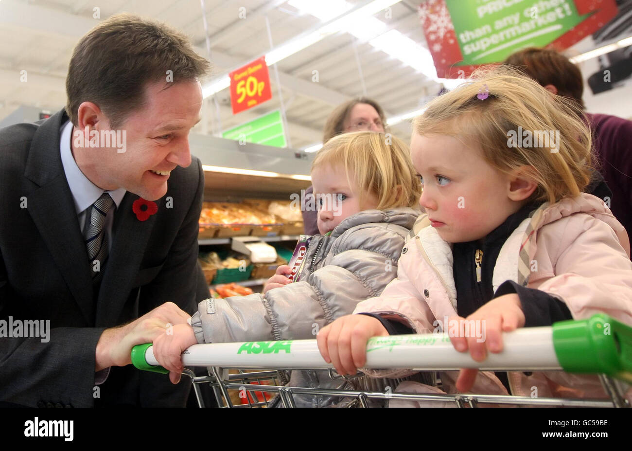 Glasgow girls campaign hi-res stock photography and images - Alamy