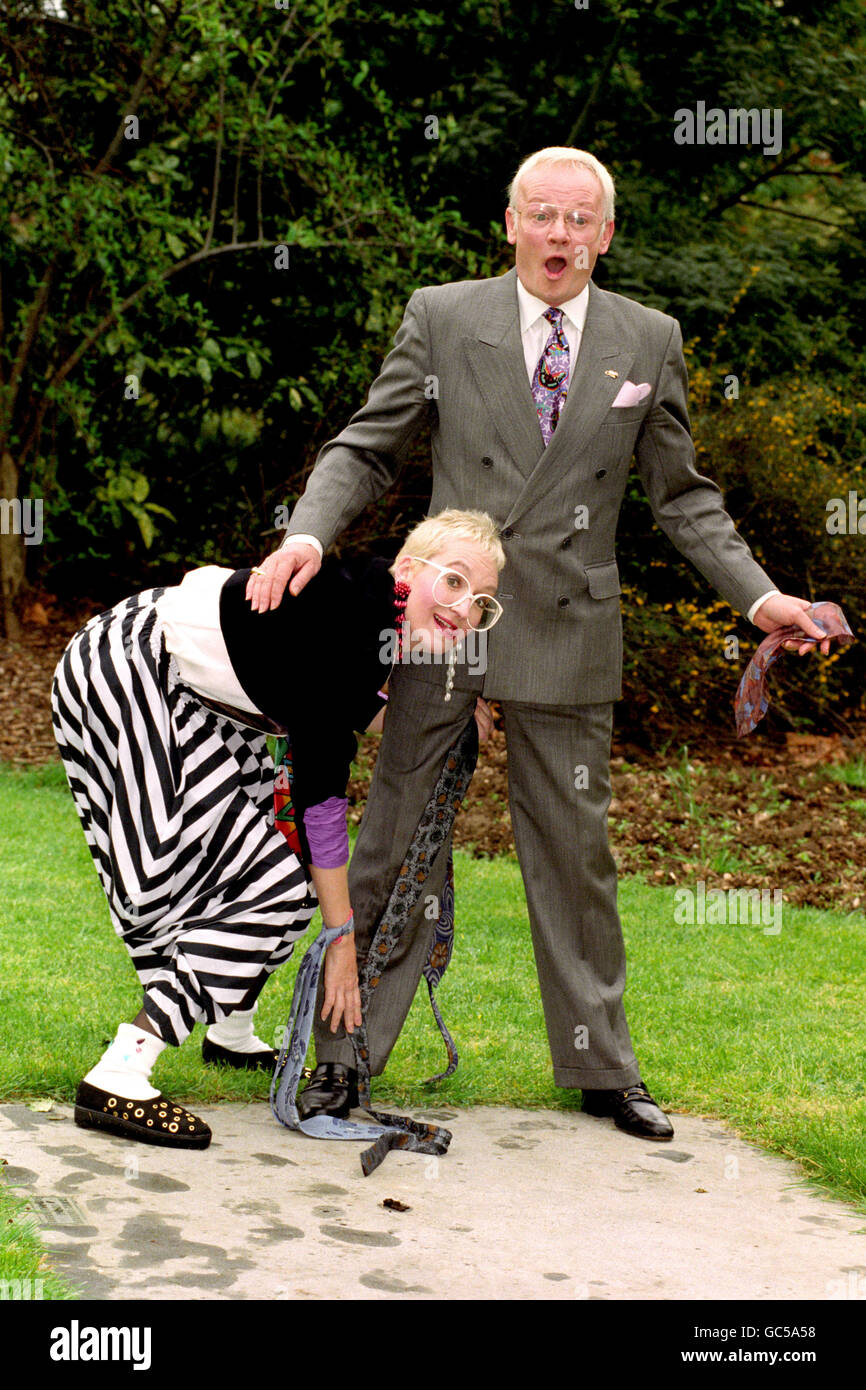 Actress su pollard actor john inman hi-res stock photography and images ...