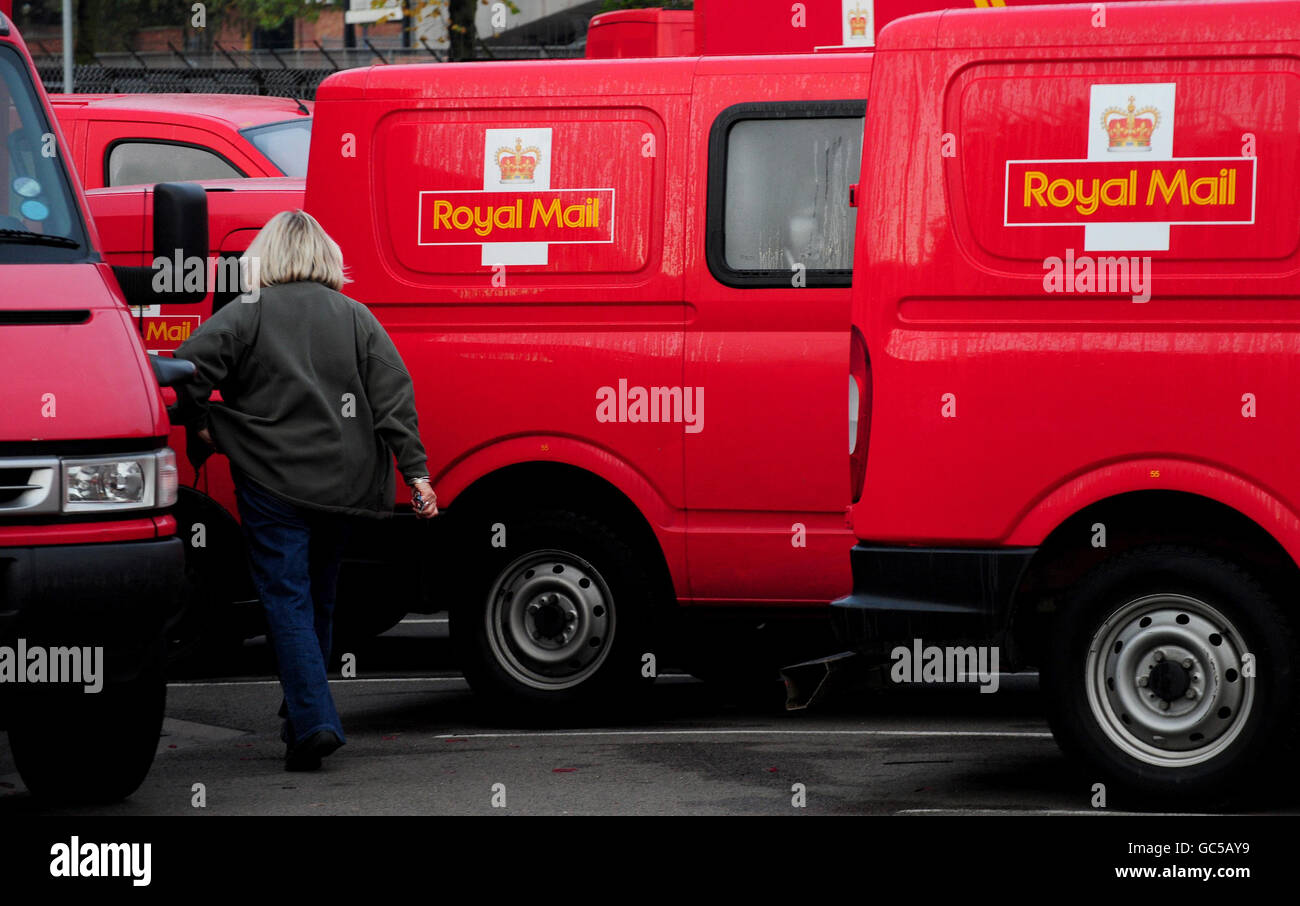 Vans logo hi-res stock photography and images - Alamy