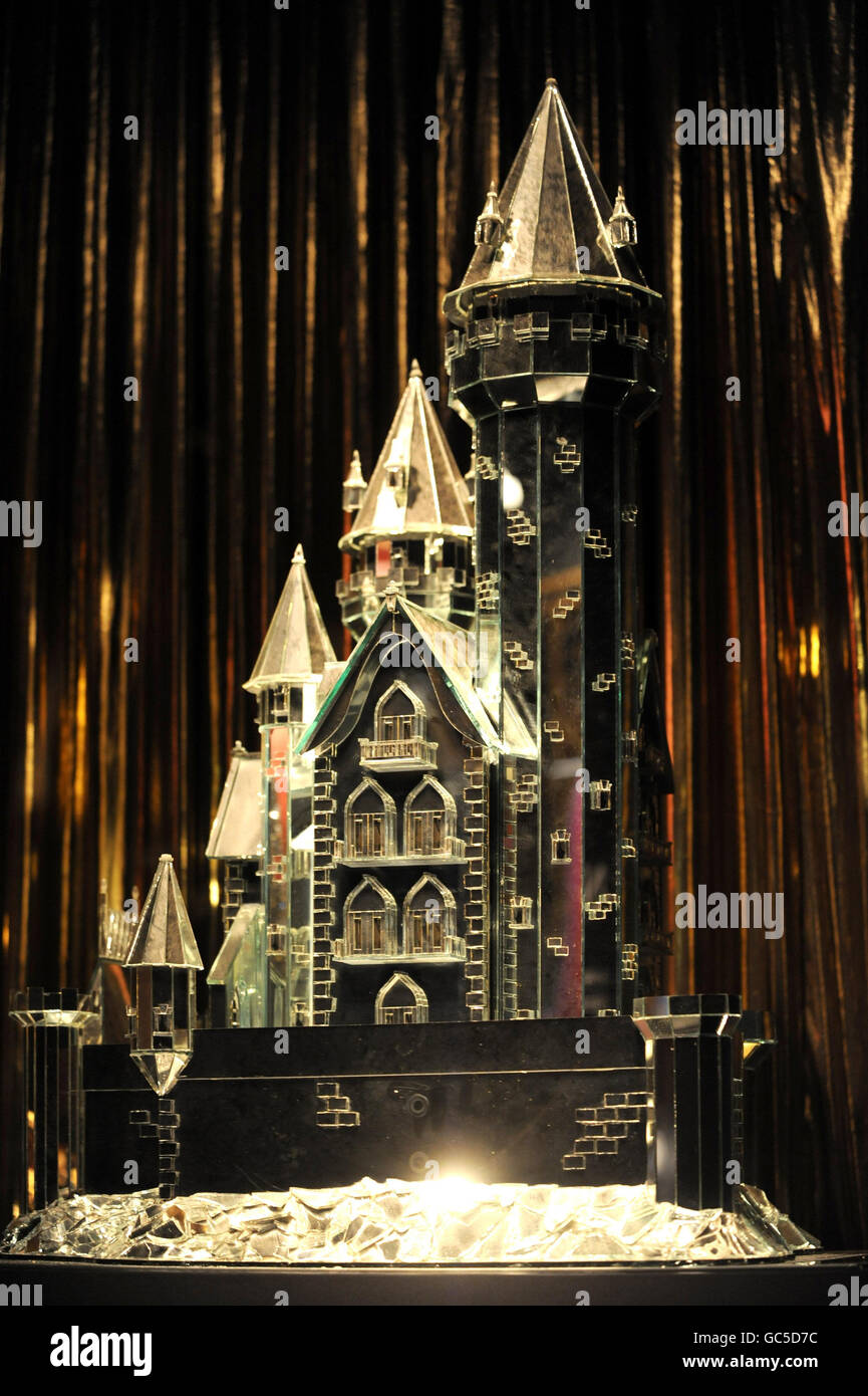 Michael Jackson Neverland Ranch Inside