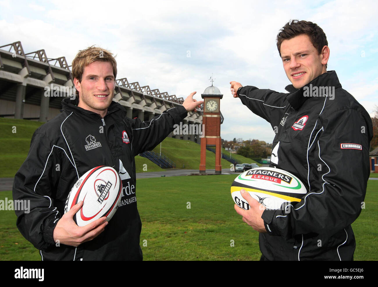 Edinburgh's Phil Godman and Nick de Luca (right) pose in front of the ...