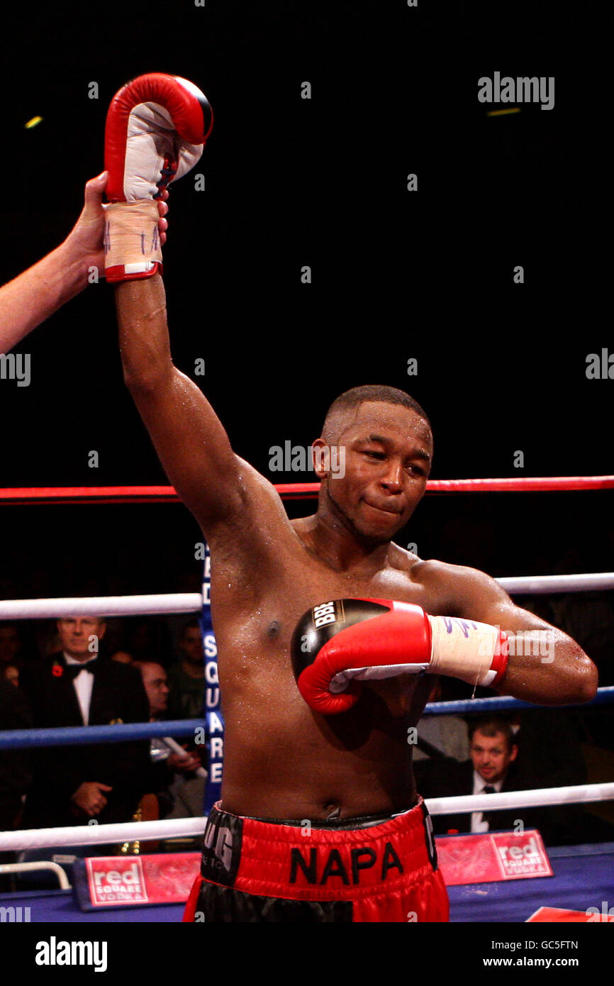 Boxing - Welterweight - Brett Flournoy v Kevin McIntyre - Bolton Arena ...