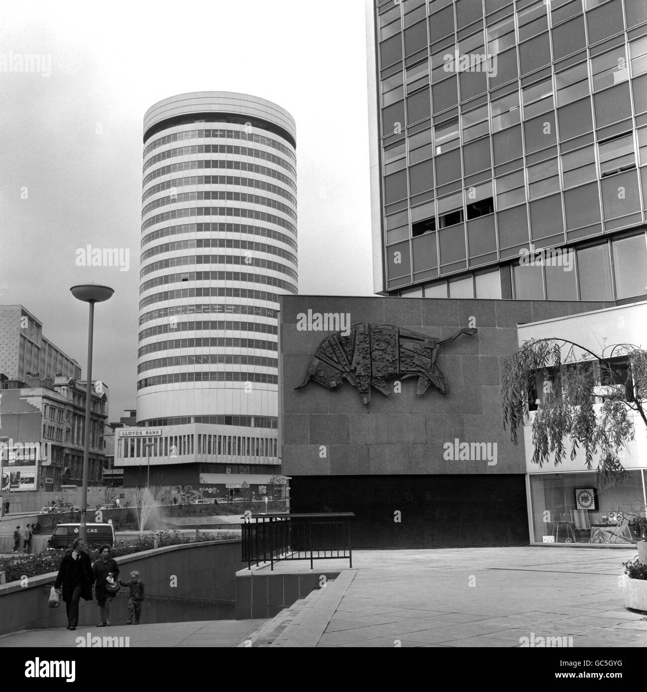Birmingham bull ring 1960s hi-res stock photography and images - Alamy