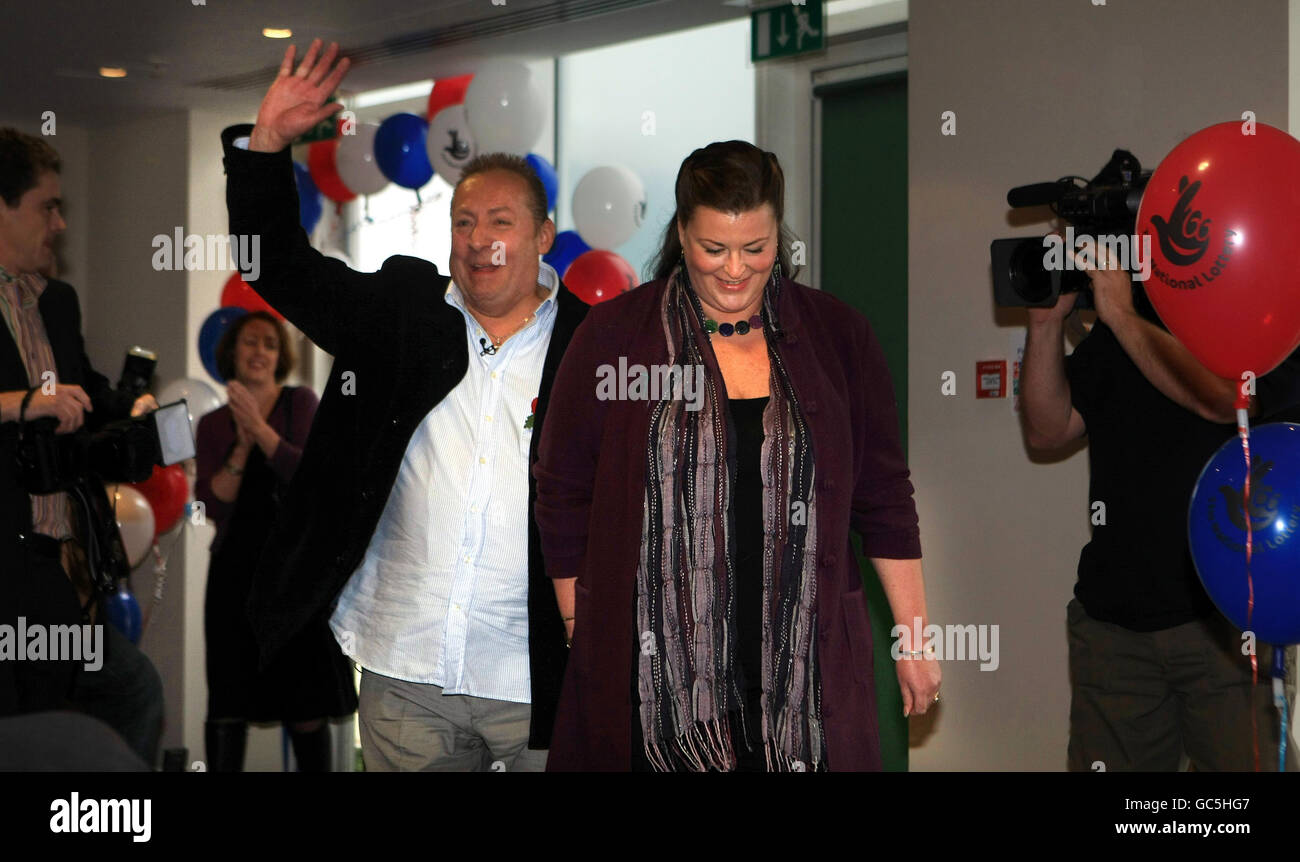 Les scadding and his wife samantha peachey scadding from caerleon hi ...
