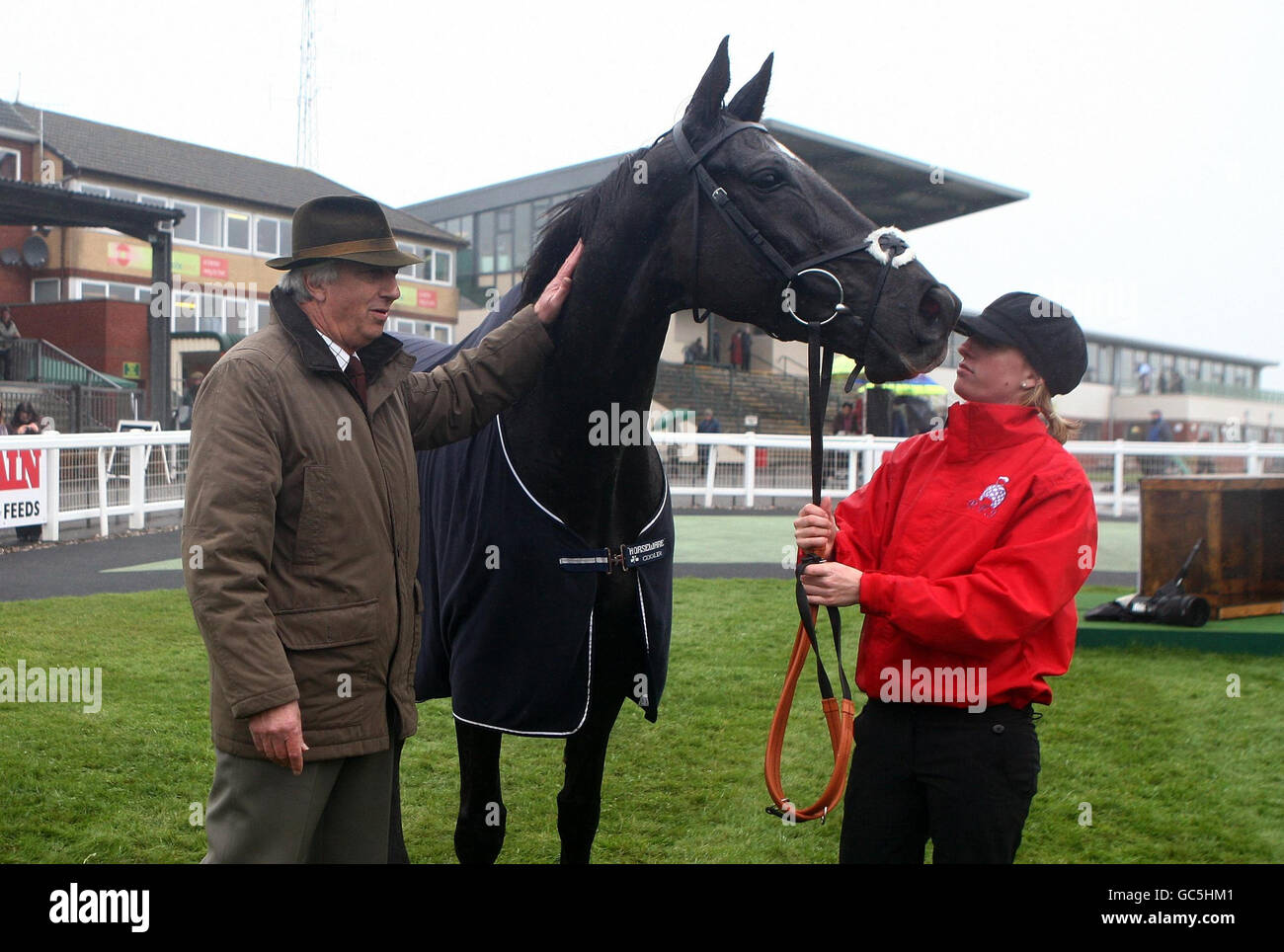 Horse Racing - Exeter Racecourse Stock Photo - Alamy