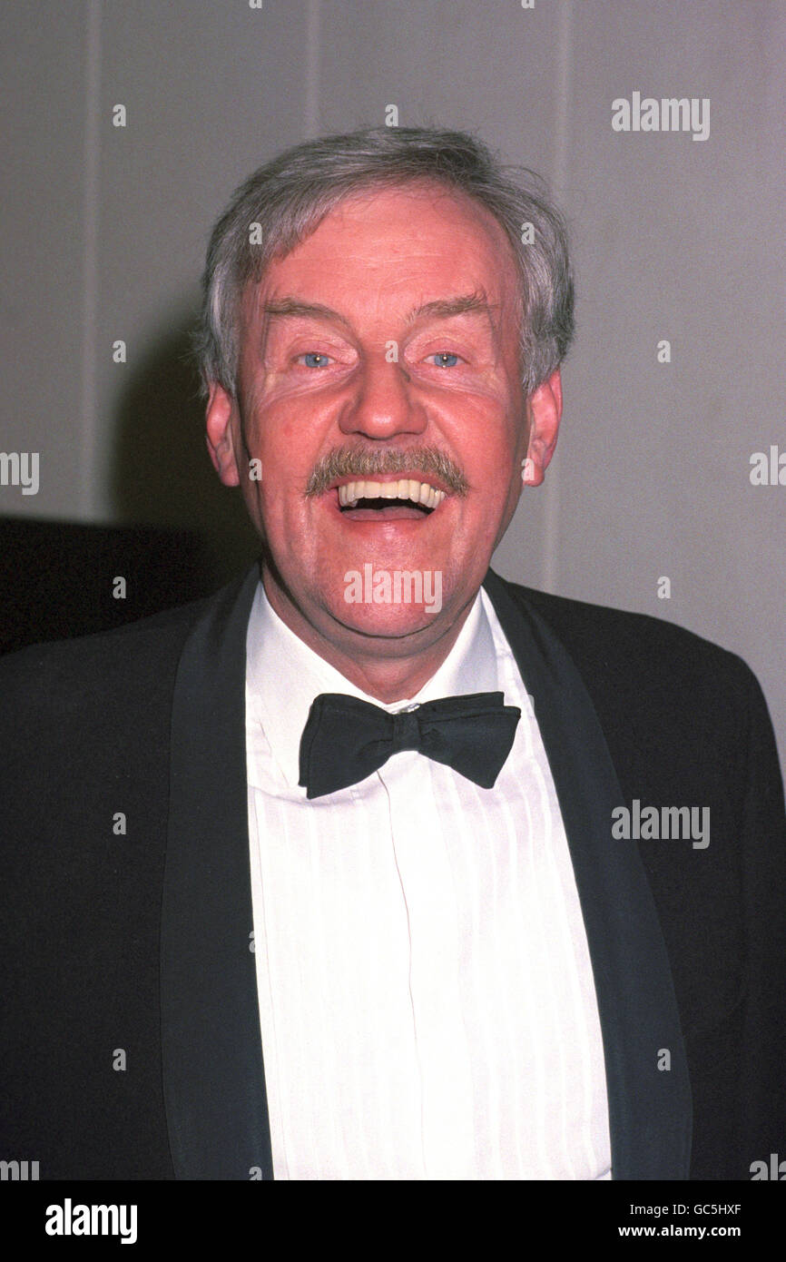 RICHARD BRIERS, ACTOR Stock Photo - Alamy