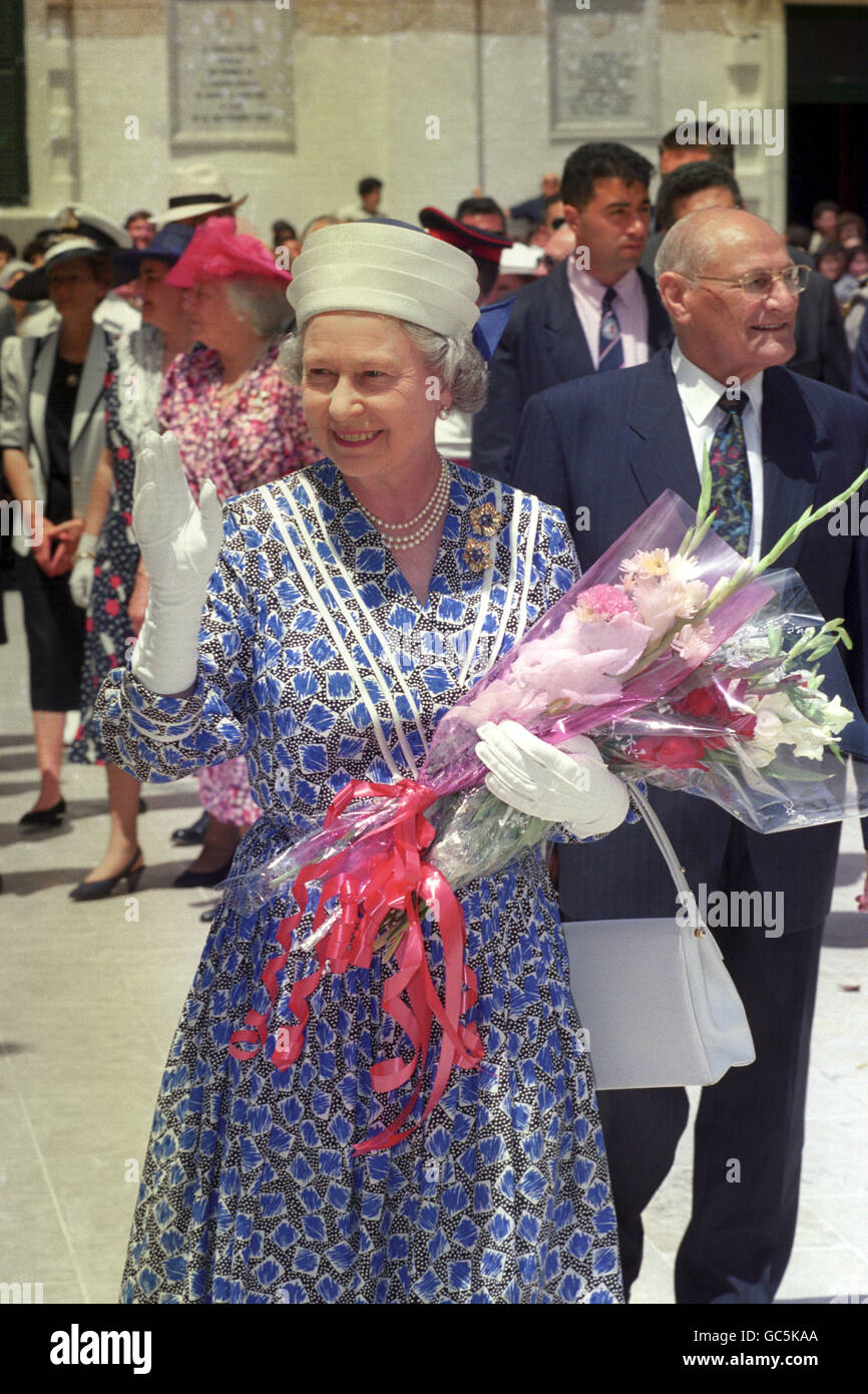 Queen Elizabeth II with the President of Malta, Censu Tabone, in ...