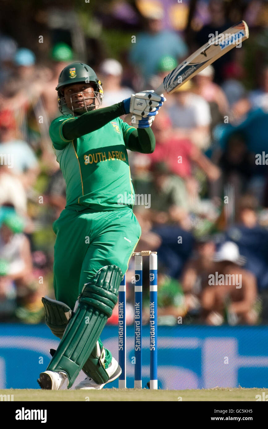 South Africa's Loots Bosman during the Second Twenty20 International at ...
