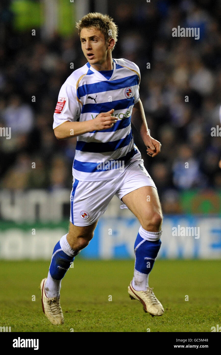 Kevin doyle reading hi-res stock photography and images - Alamy