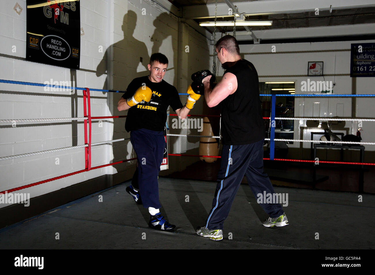 Boxing - Undercard Work Out - Anie's Gym Stock Photo - Alamy