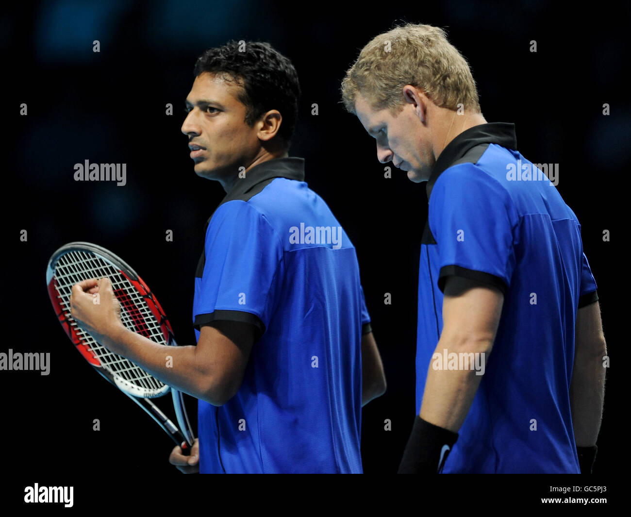 India's Mahesh Bhupathi (left) and Mark Knowles of Bahamas play against ...