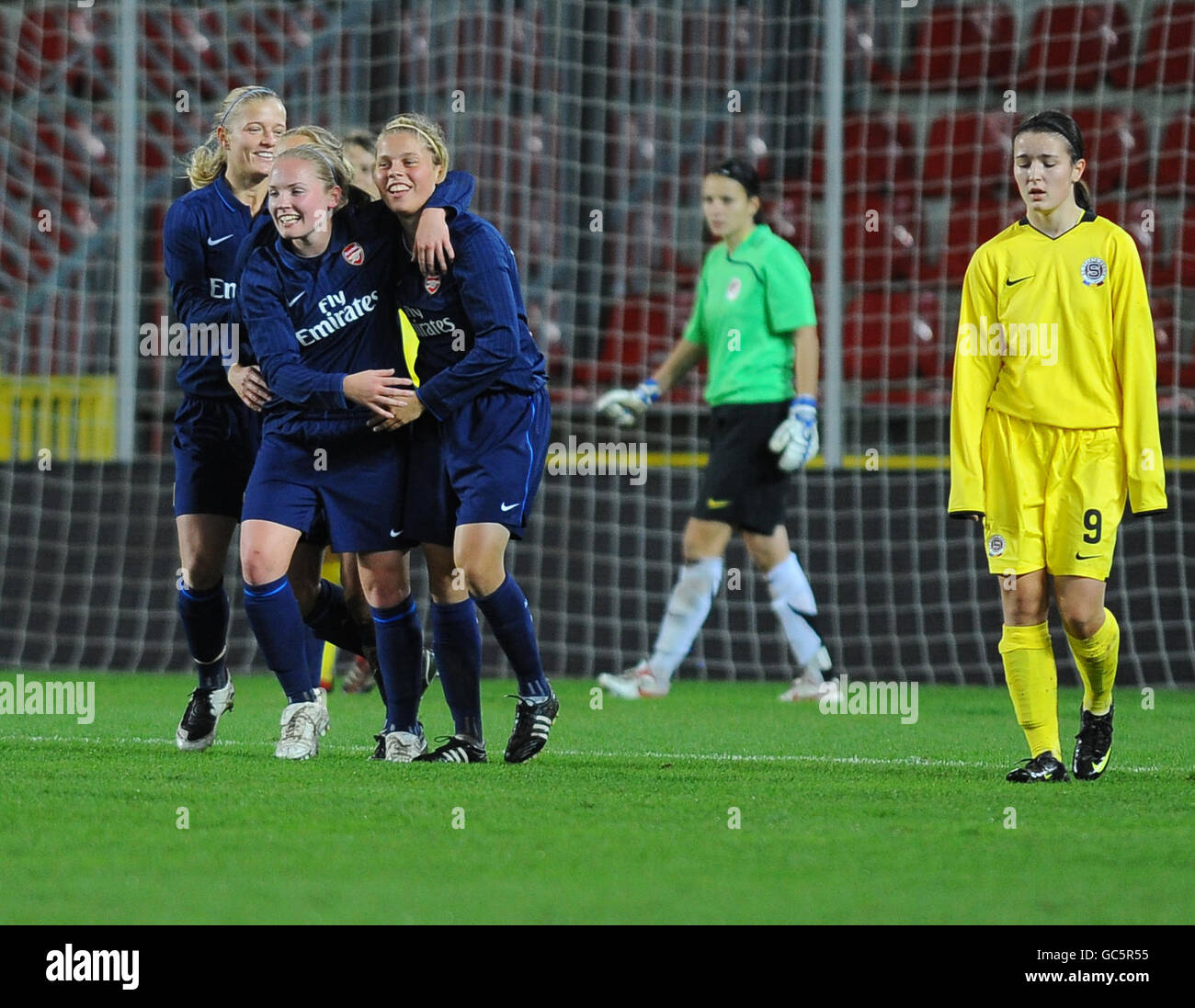 Soccer - UEFA Women's Champions League - Sparta Prague v Arsenal - Sparta Praha Stadium. Arsenal ...
