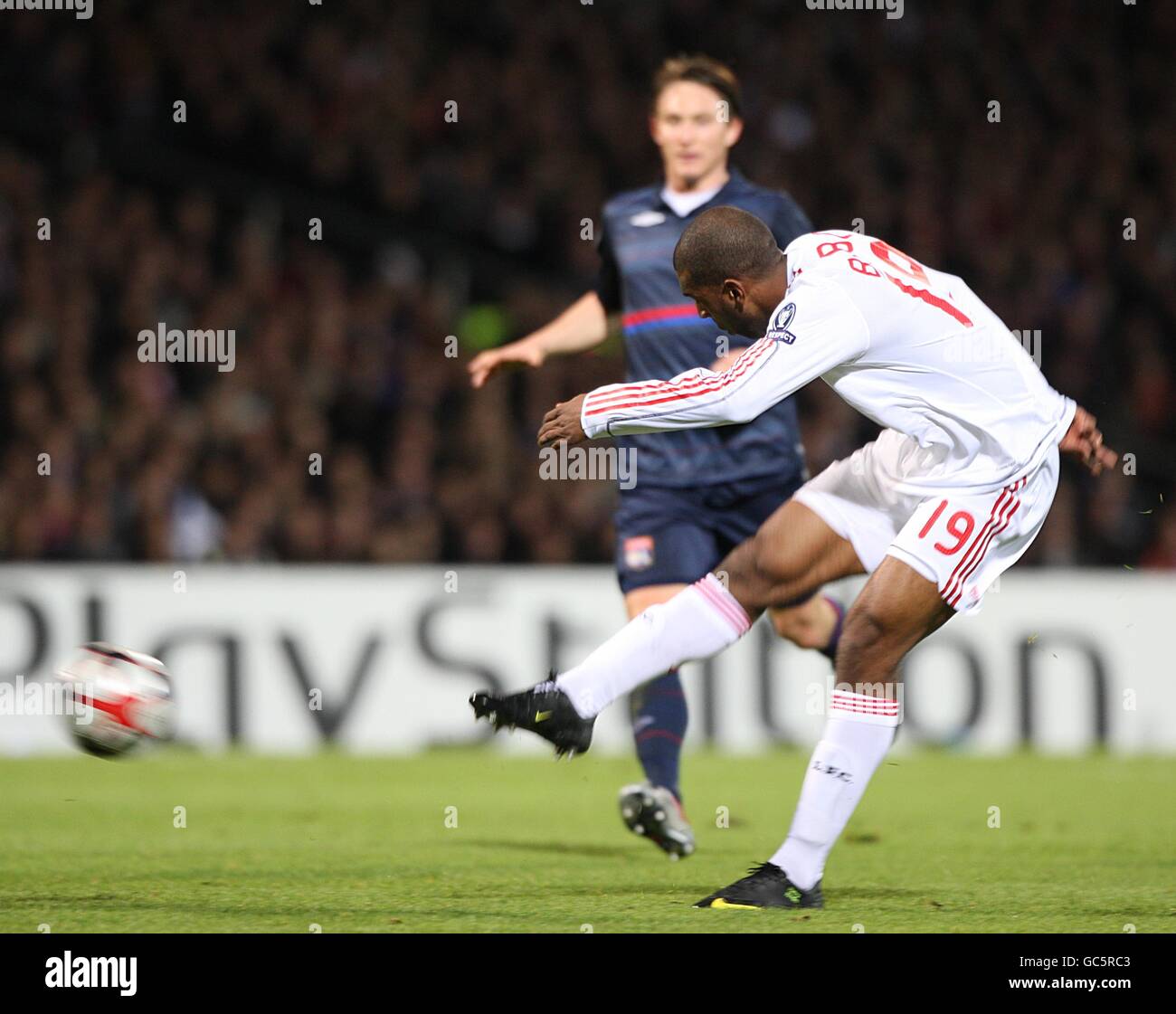 Olympique lyonnais liverpool hi-res stock photography and images - Alamy