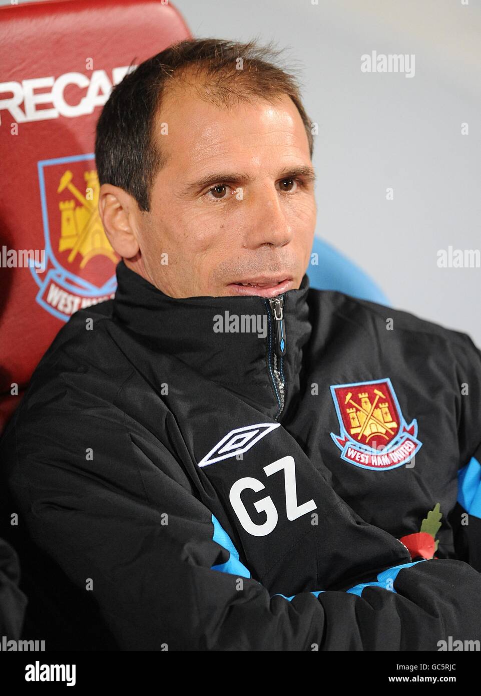 Cold aston hi-res stock photography and images - Alamy