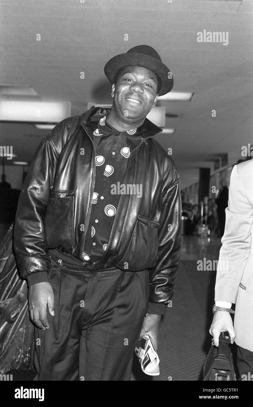 Comic relief lenny henry Black and White Stock Photos & Images - Alamy