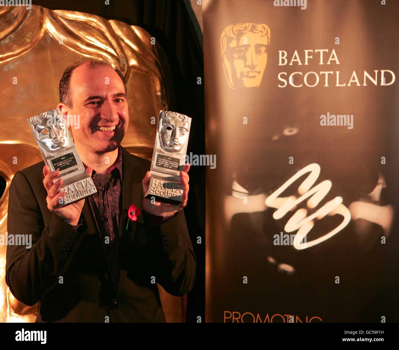 British writer actor comedian radio hi-res stock photography and images ...