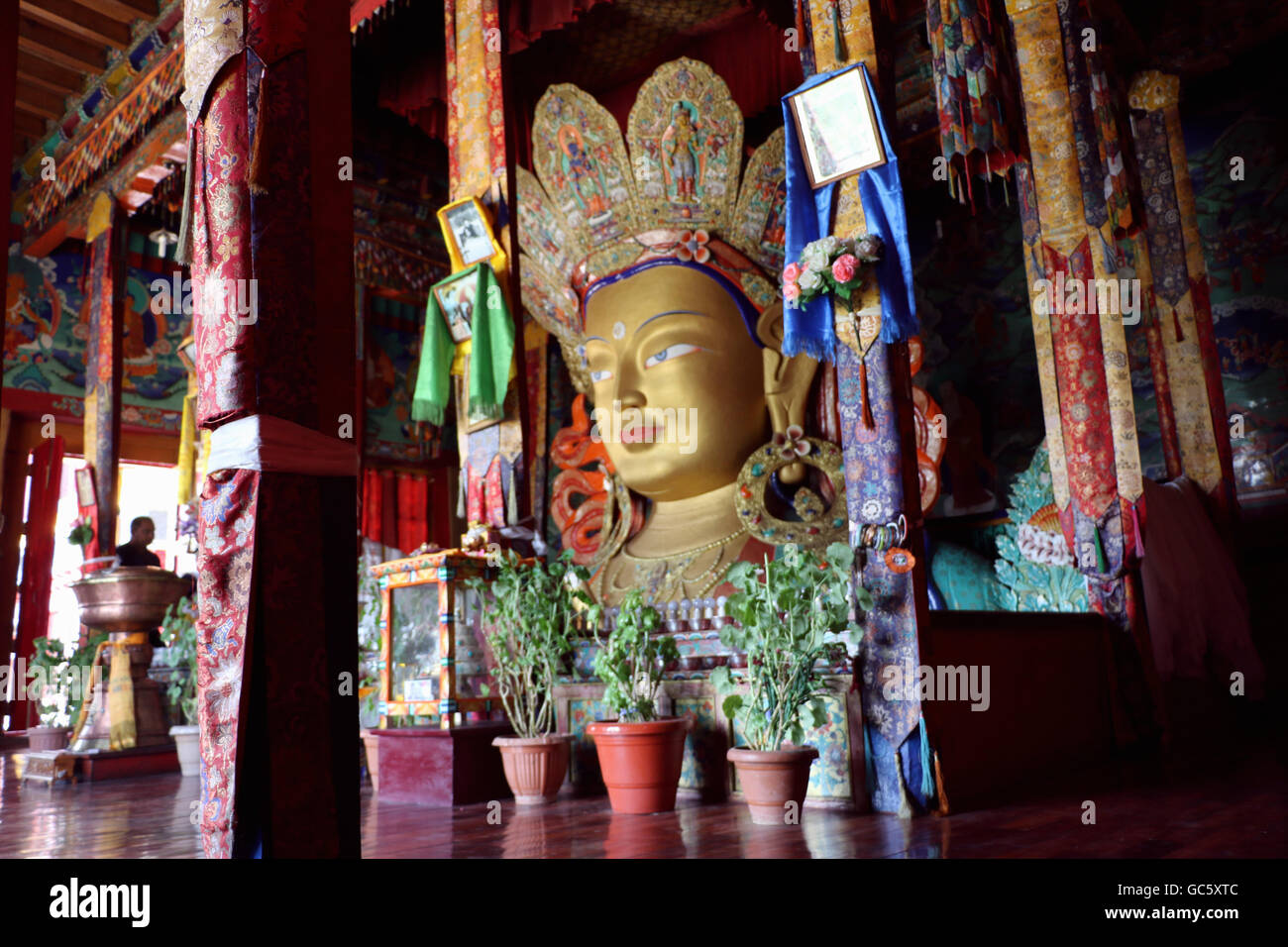 Lord buddha temple hi-res stock photography and images - Alamy
