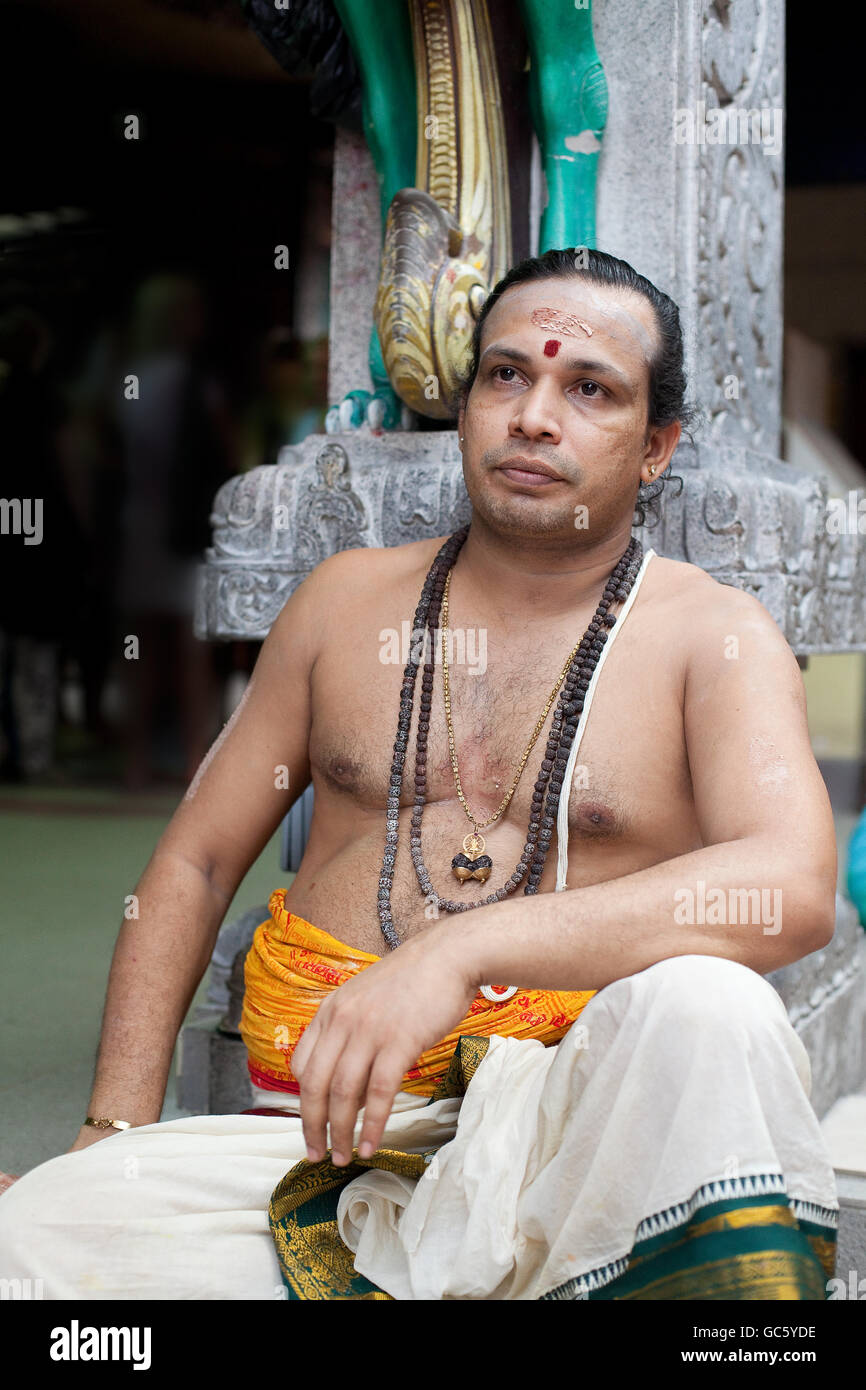 Singapore spirituality hi-res stock photography and images - Alamy