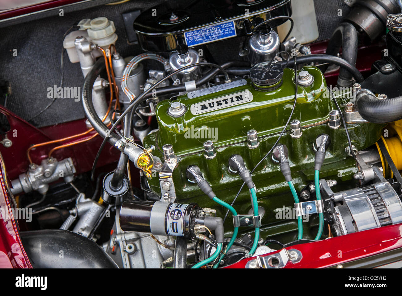 Austin engine hi-res stock photography and images - Alamy