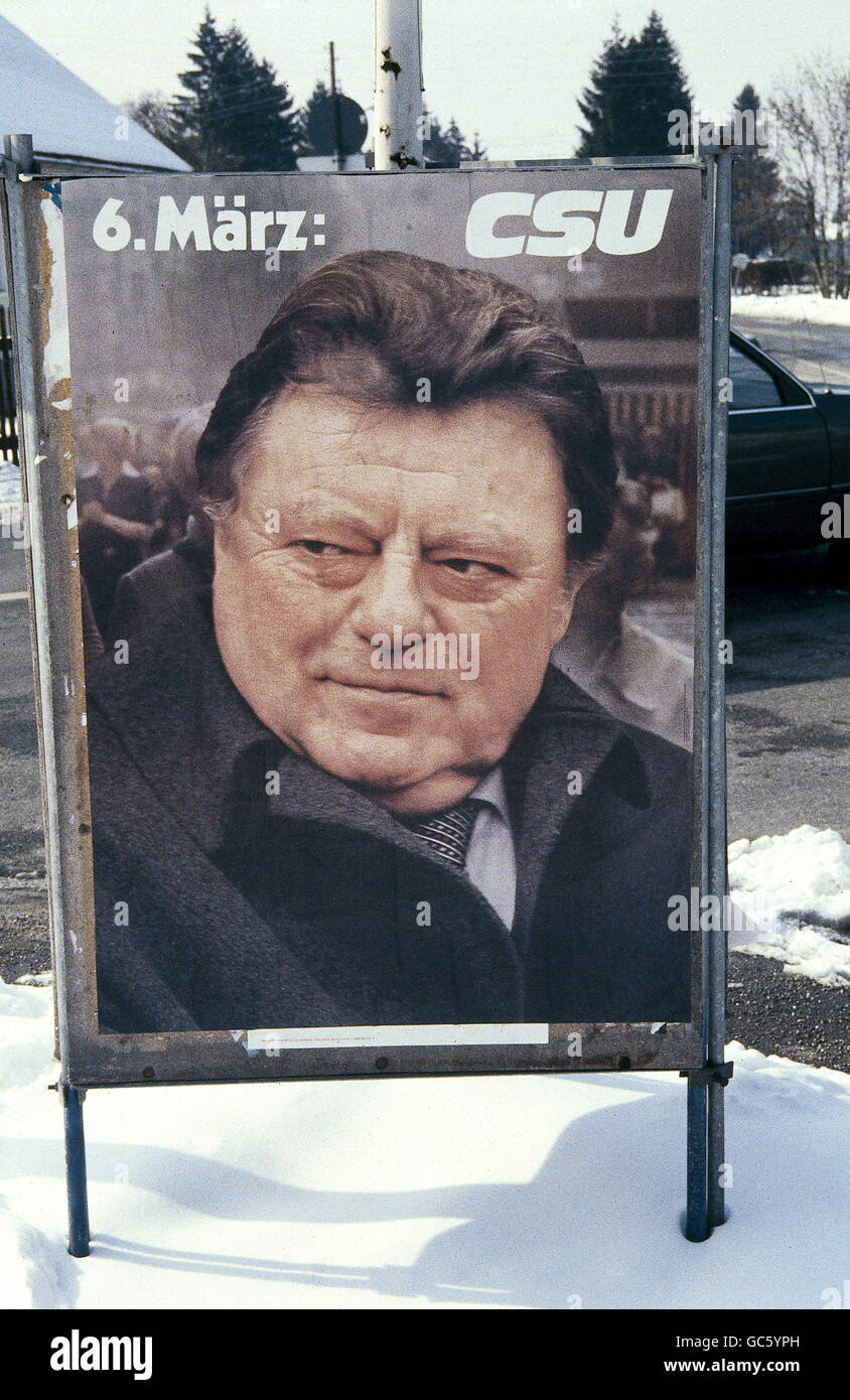 Conservative party election poster hi-res stock photography and images ...