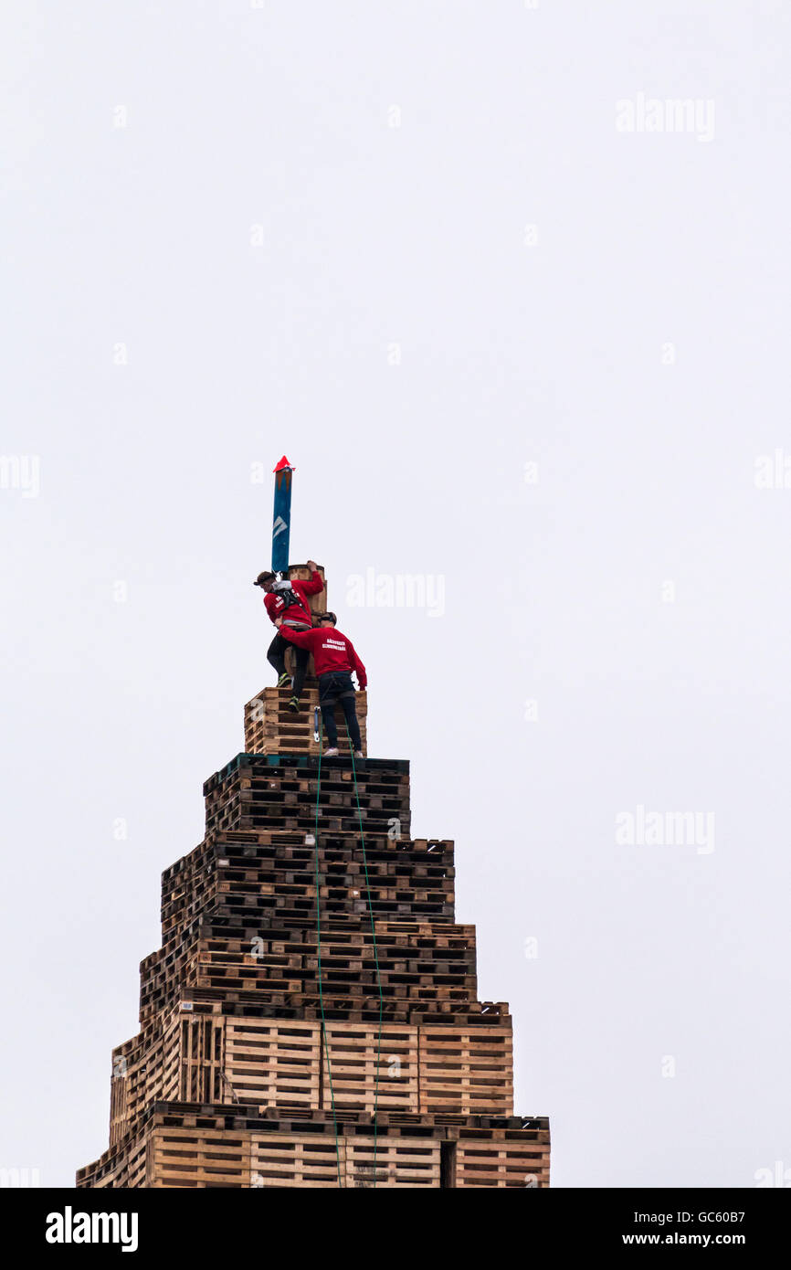 Looking down from 47,4 meter world record bonfire at Slinningen ...