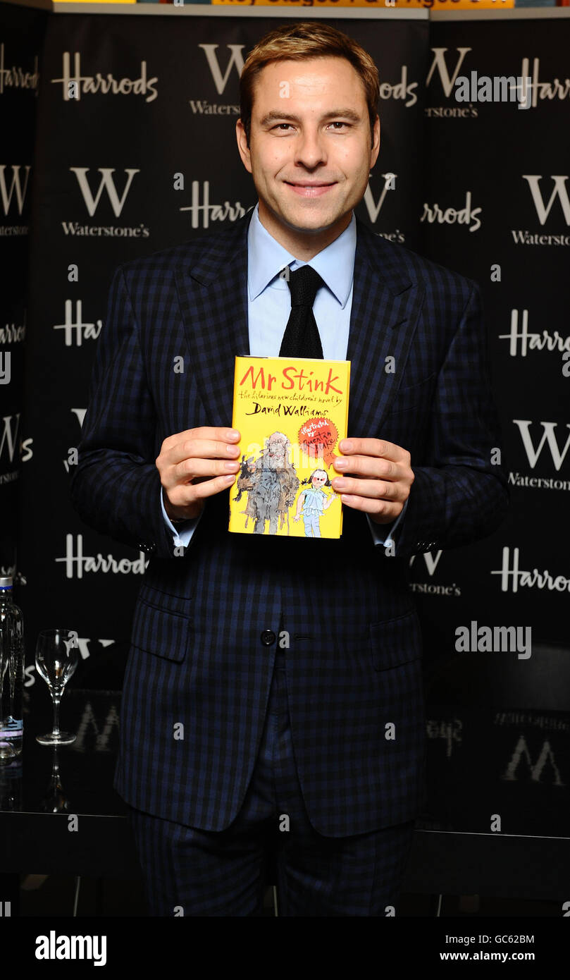 David Walliams & Quentin Blake's book launch - London Stock Photo - Alamy