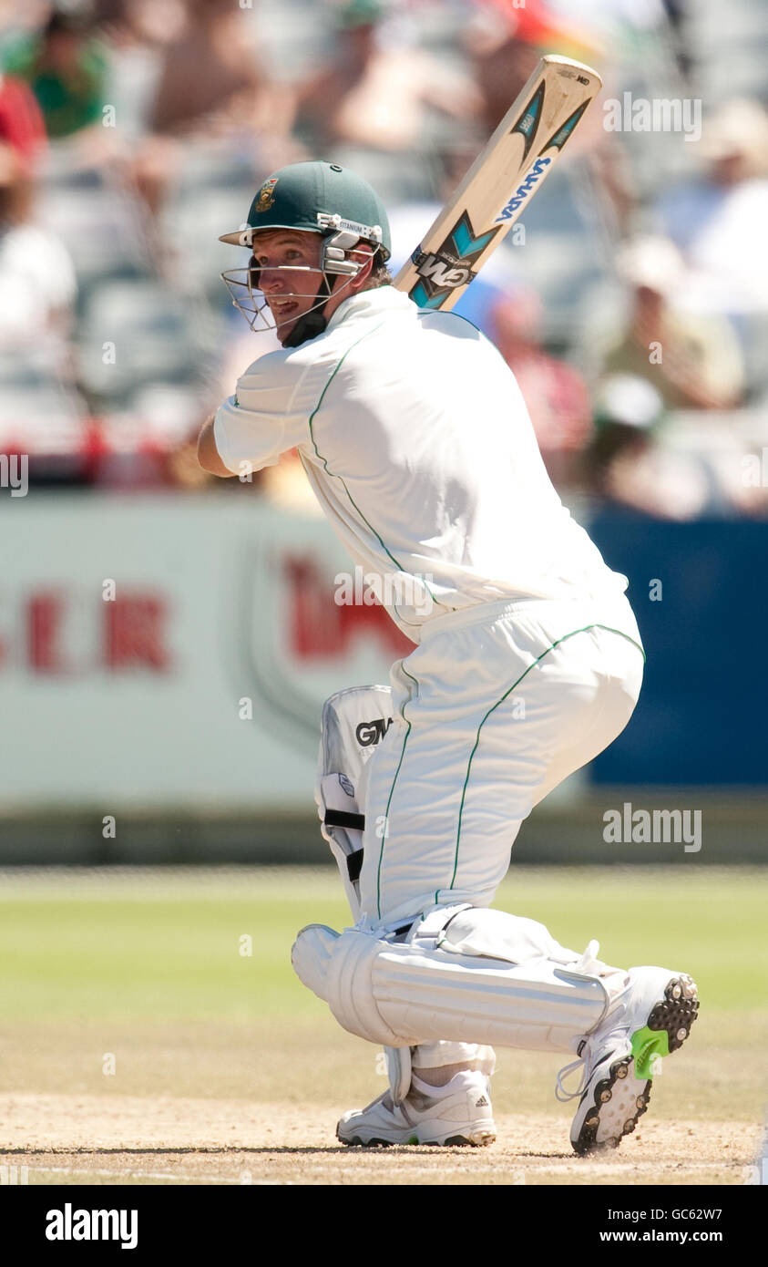 Cricket - Third Test - South Africa v England - Day Three - Newlands ...