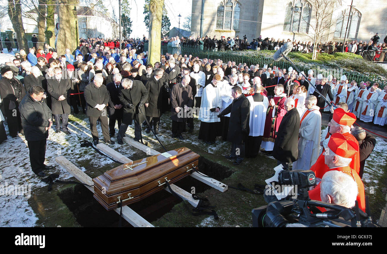 The funeral of Cardinal Cahal Daly, former Catholic Primate of all ...