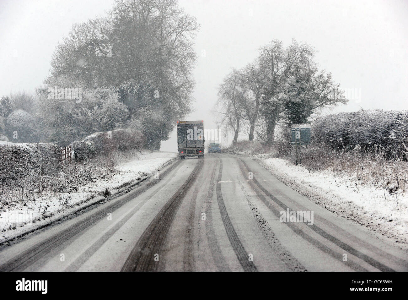 Winter weather. Snow covered roads in Northampton Stock Photo - Alamy