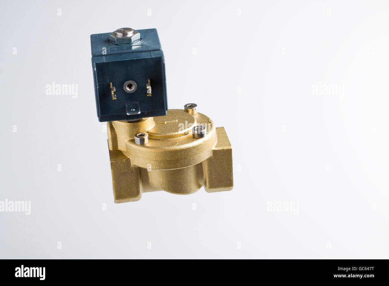 Solenoid valves hi-res stock photography and images - Alamy