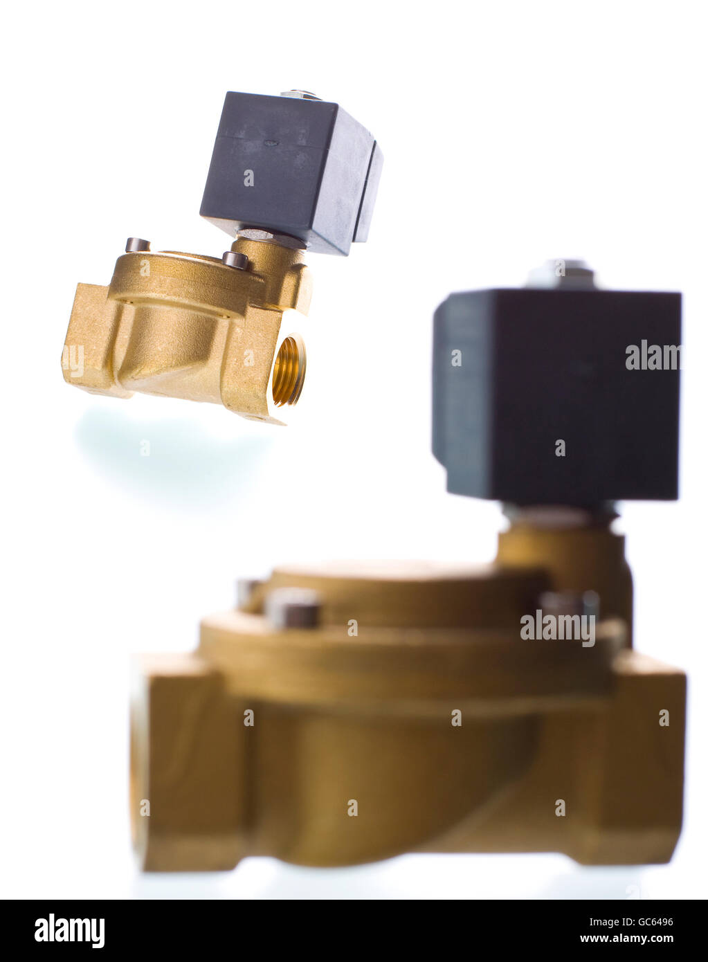 Solenoid valve hi-res stock photography and images - Alamy