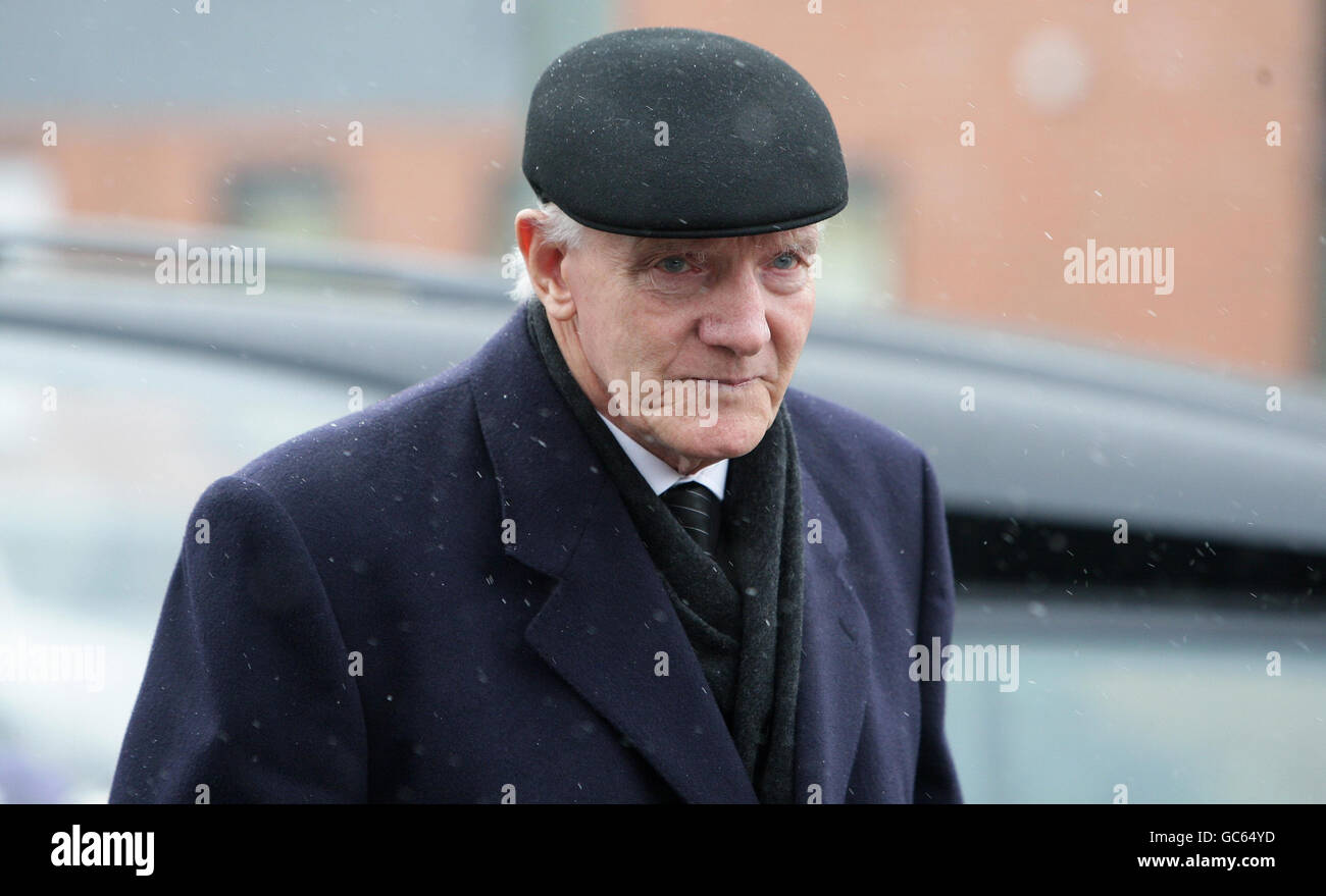 Former Manchester United player Bill Foulkes arrives for the funeral of ...