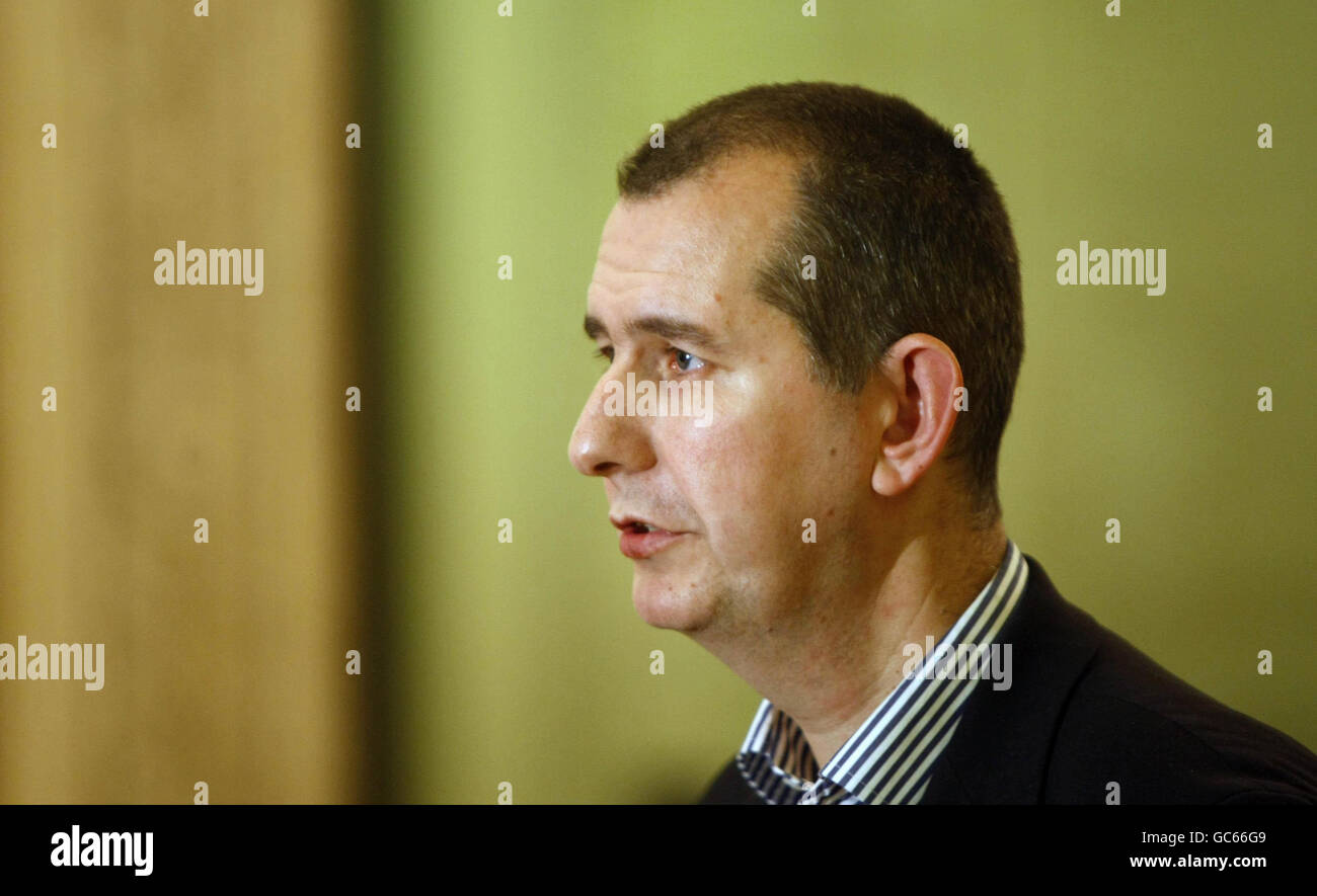 Justice talks hi-res stock photography and images - Alamy