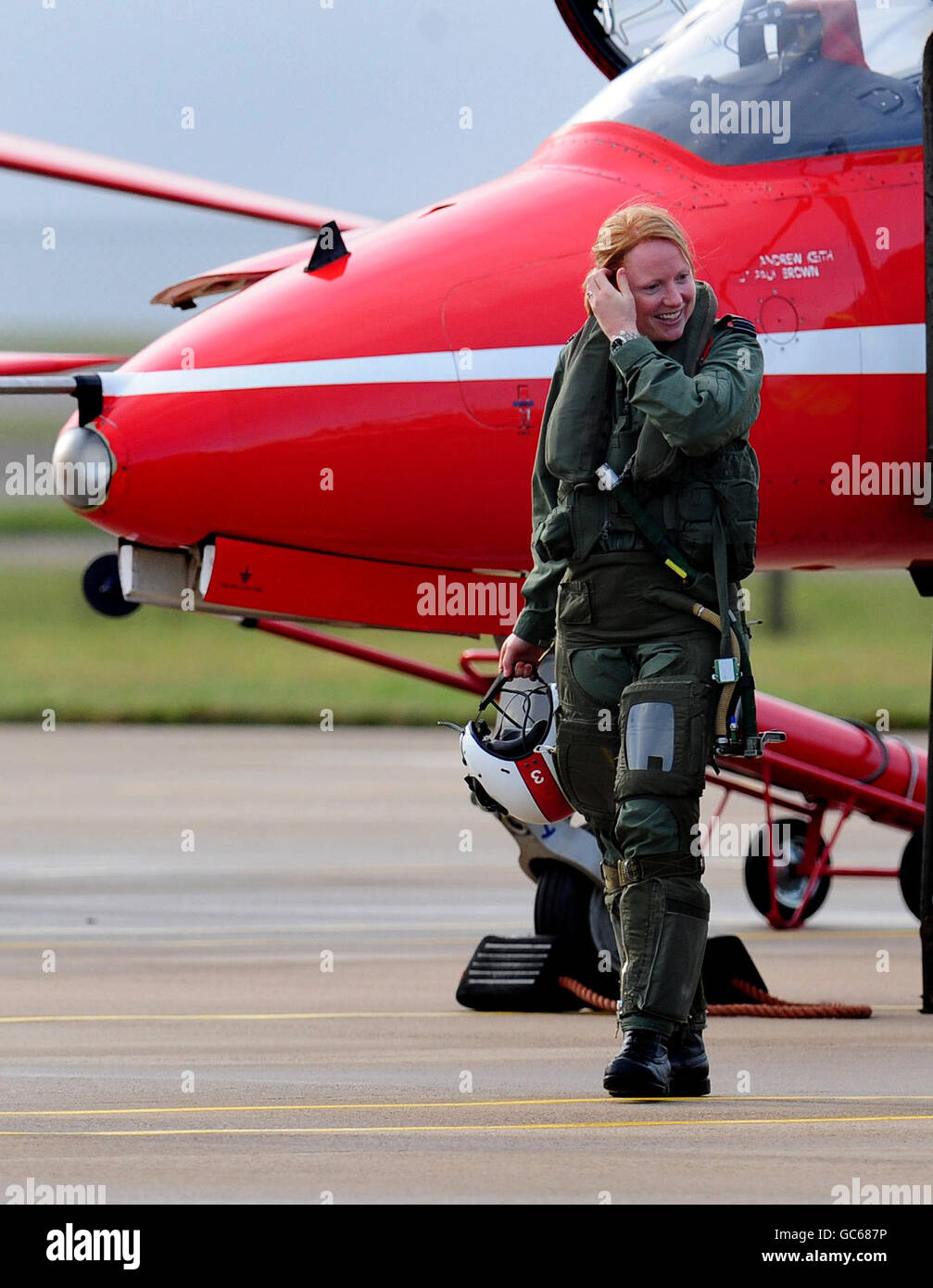 Red arrows pilot helmet hi-res stock photography and images - Alamy