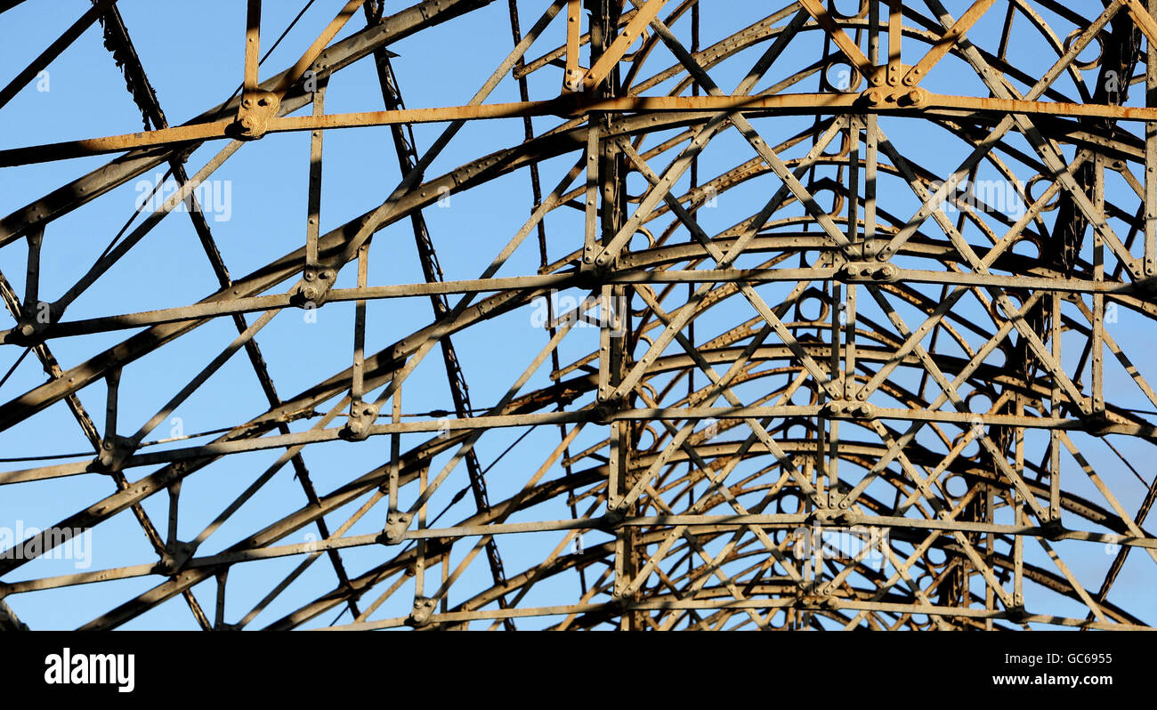 Below-par railway stations named in report Stock Photo - Alamy