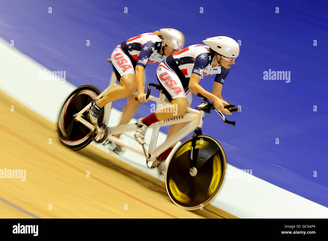 Mackenzie woodring right and karissa whitsell hi-res stock photography ...