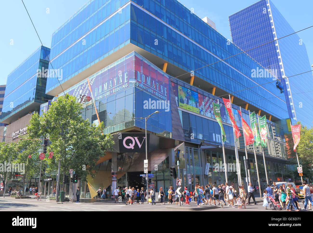 Melbourne shopping hi-res stock photography and images - Alamy
