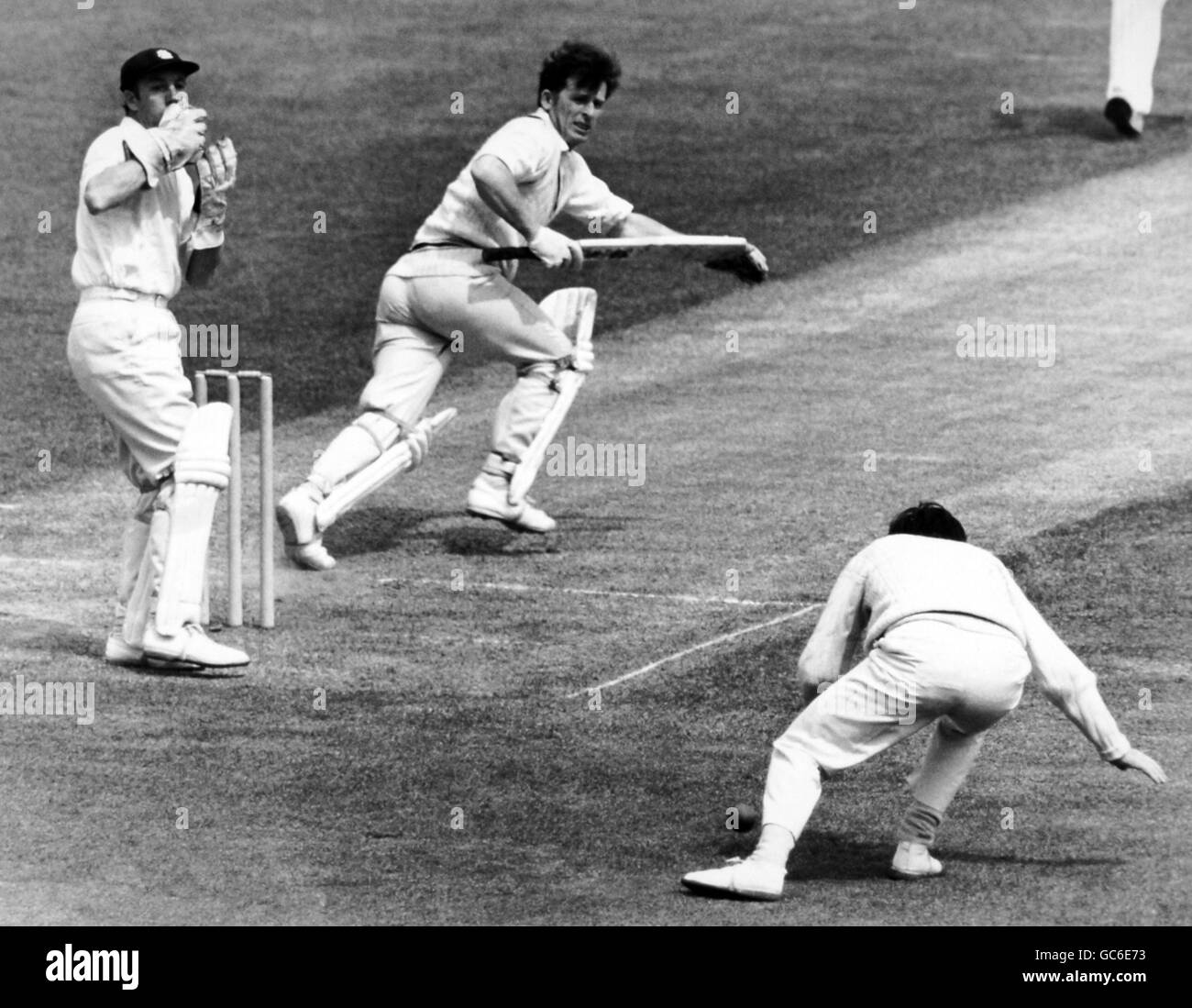 Brian booth cricket hi-res stock photography and images - Alamy