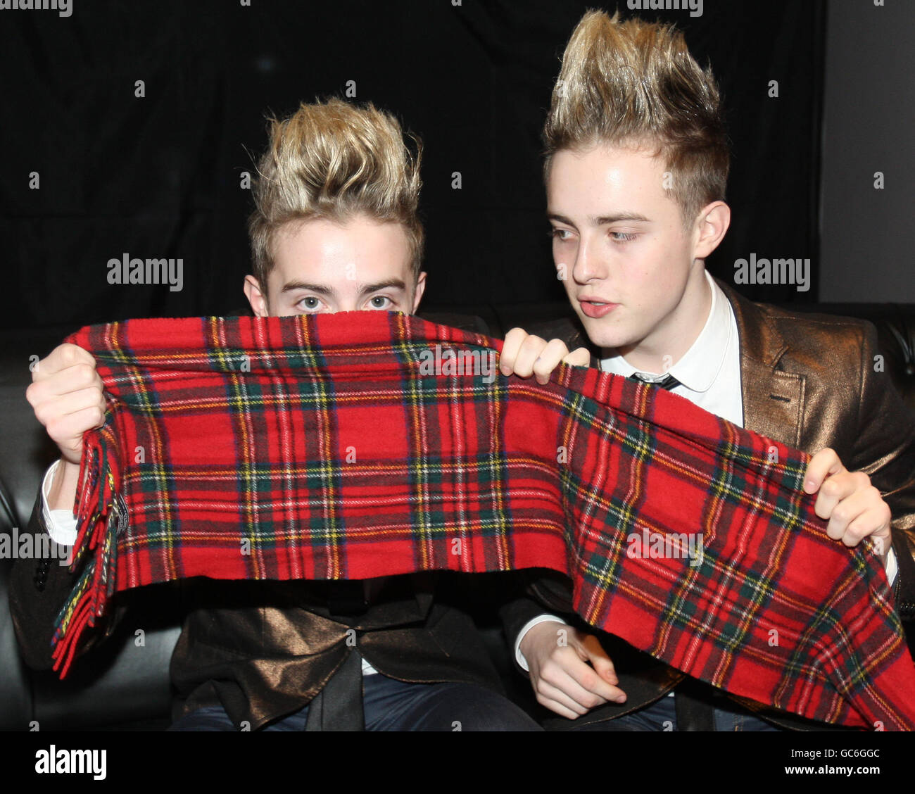 Jedward in scotland hi-res stock photography and images - Alamy