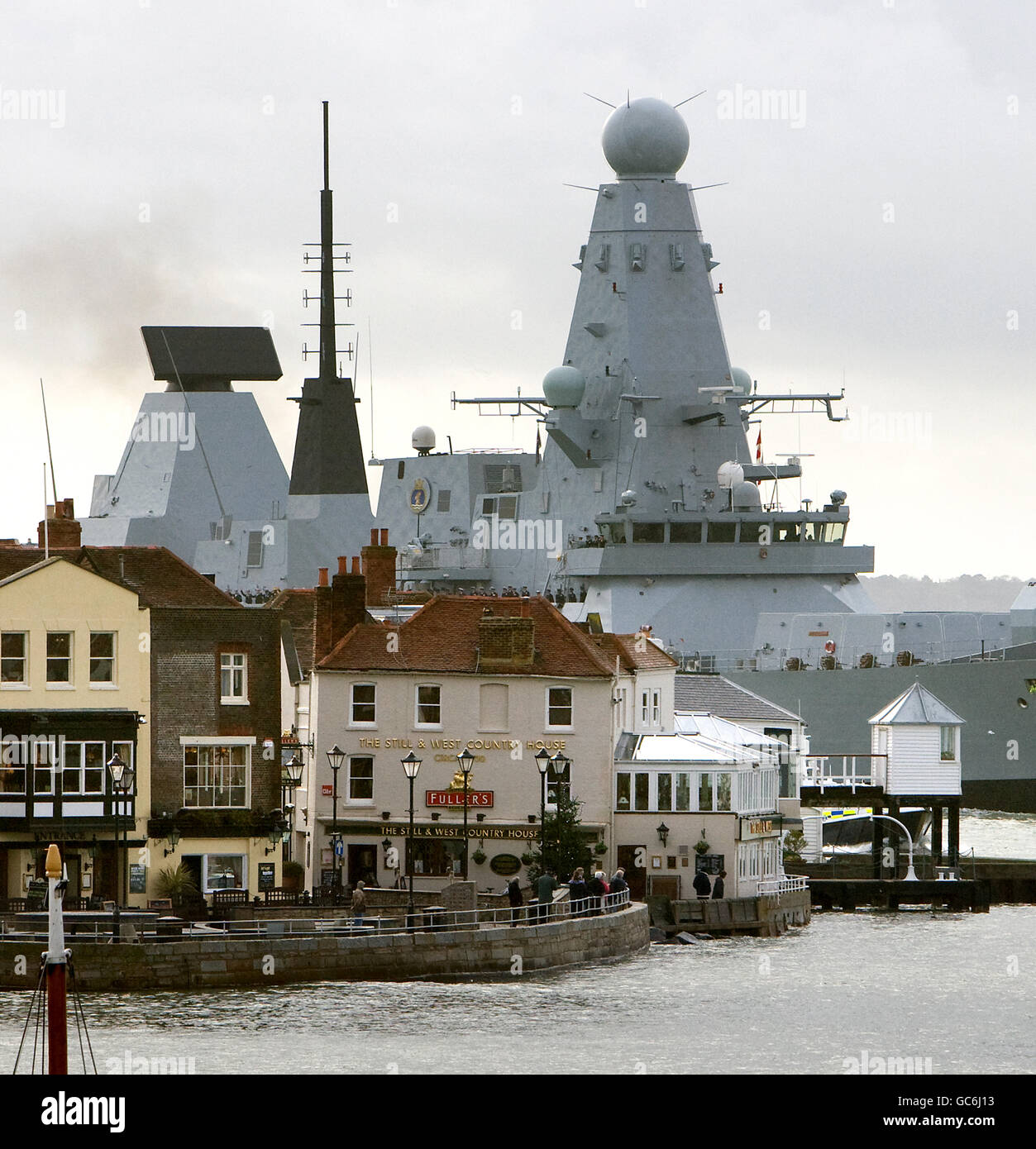 The Royal Navy's newest warship, HMS Dauntless, enters her home port of ...