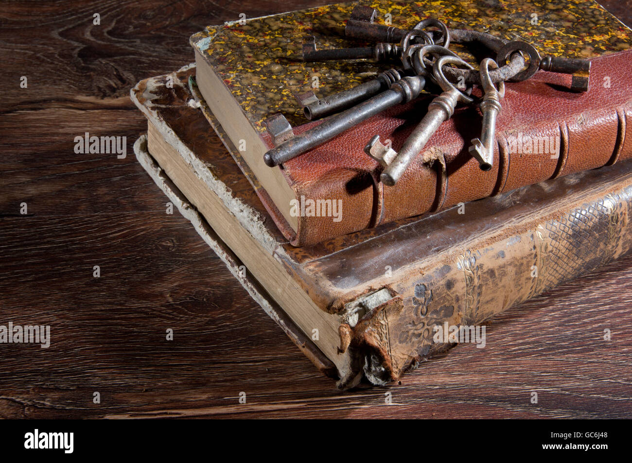 Ancient keys . Once they could open different locks Stock Photo - Alamy