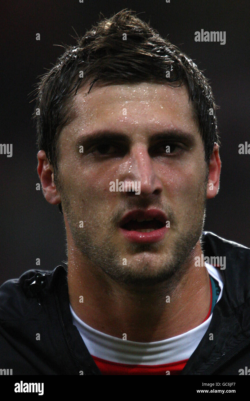 James bevan trophy hi-res stock photography and images - Alamy