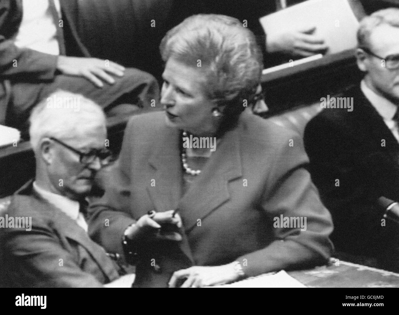 Margaret thatcher speaking commons hi-res stock photography and images ...