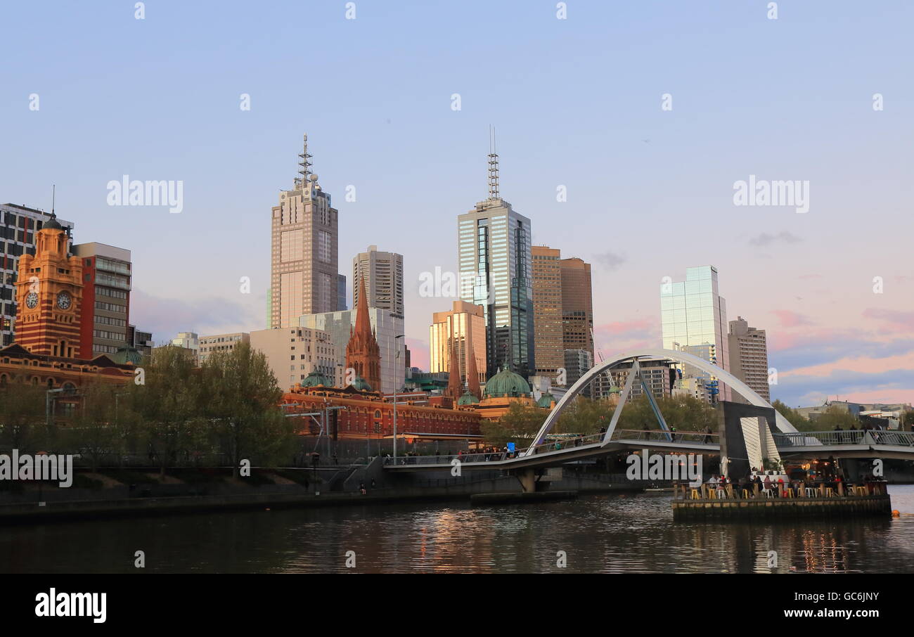 Cityscape sunset australia hi-res stock photography and images - Alamy