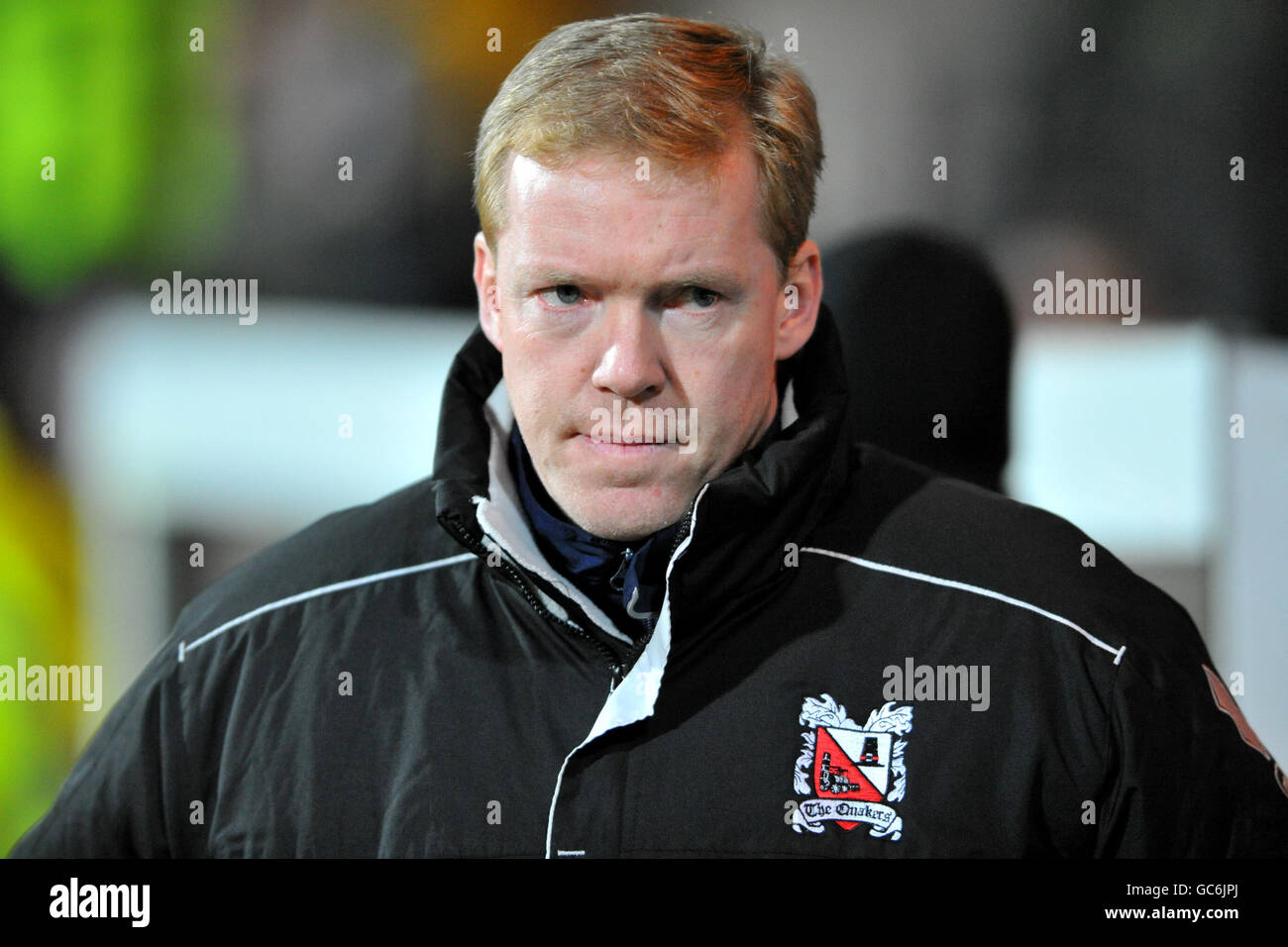 Darlington manager steve staunton on touchline hi-res stock photography ...