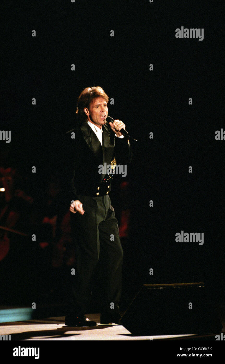 POP SINGER CLIFF RICHARD PERFORMS AT LONDON'S EARLS COURT TONIGHT ...