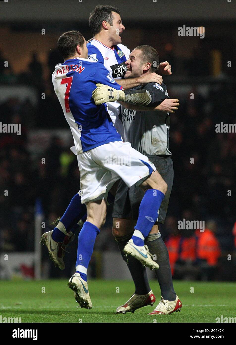 Blackburn Rovers goalkeeper Paul Robinson (right) celebrates his sides ...